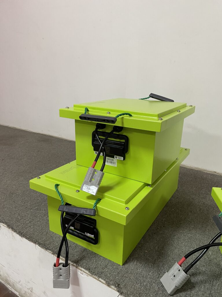 Everything you need to know about the batteries of your floor scrubbers ...